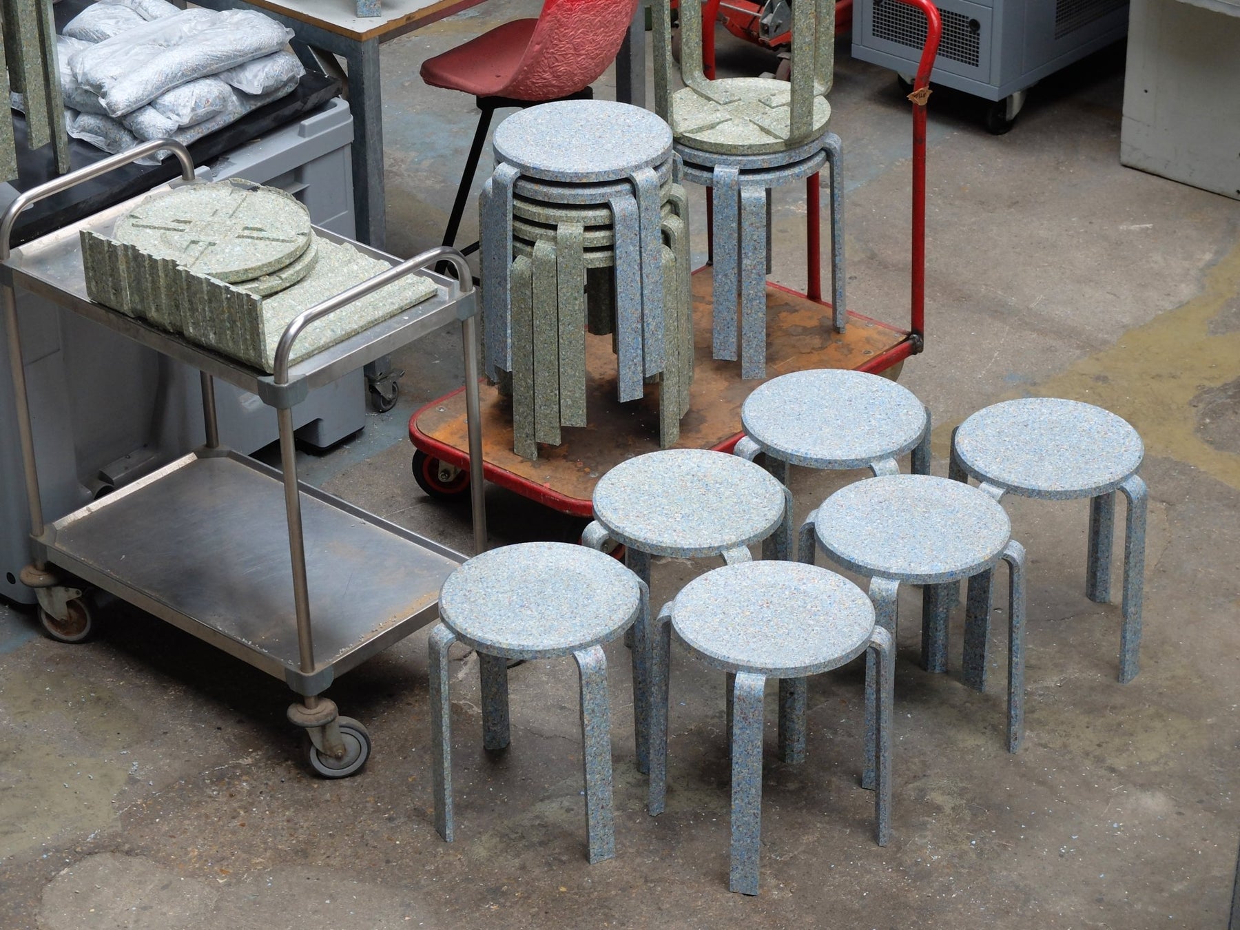 Tabouret Billex en Broyat de Billets de Banque